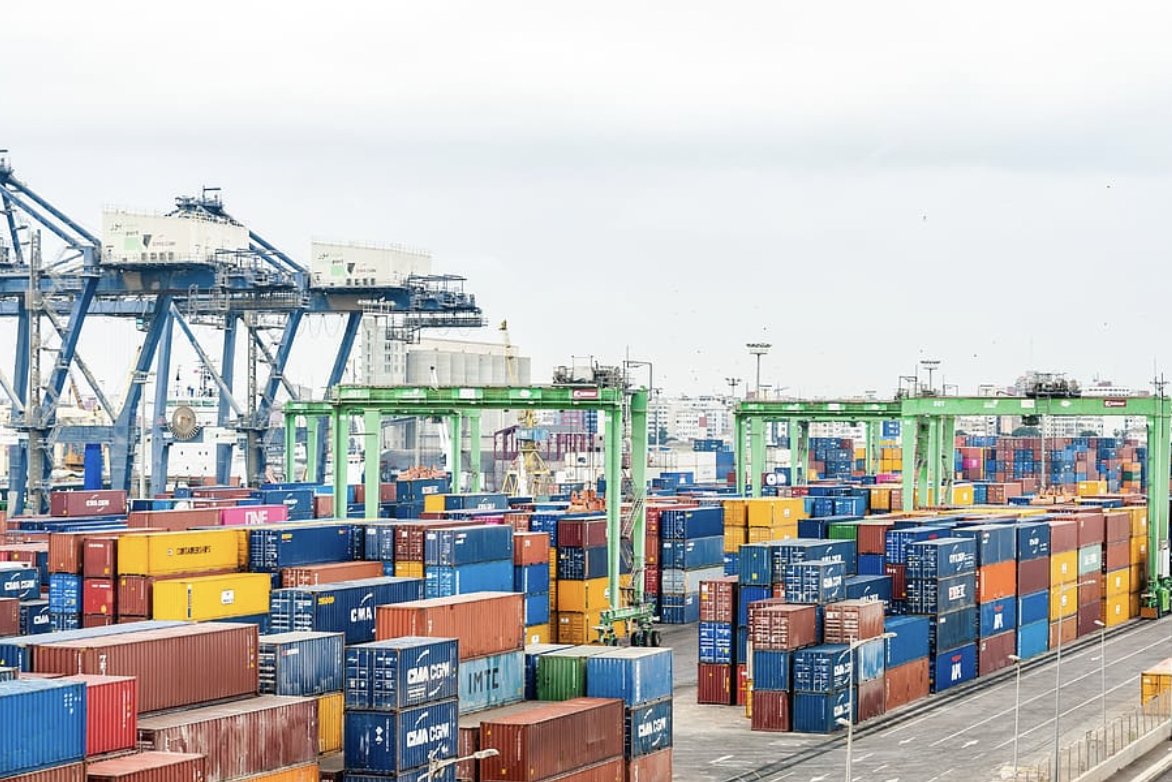 Trade deficit narrows 10 pct in 2022 | Macau Business