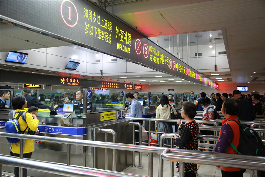 Health code requirement lifted for crossing border to mainland | Macau ...