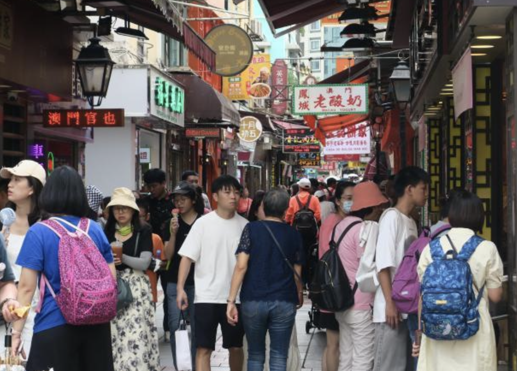 Golden Week visitor tally surges to 566 thousand in first four days ...